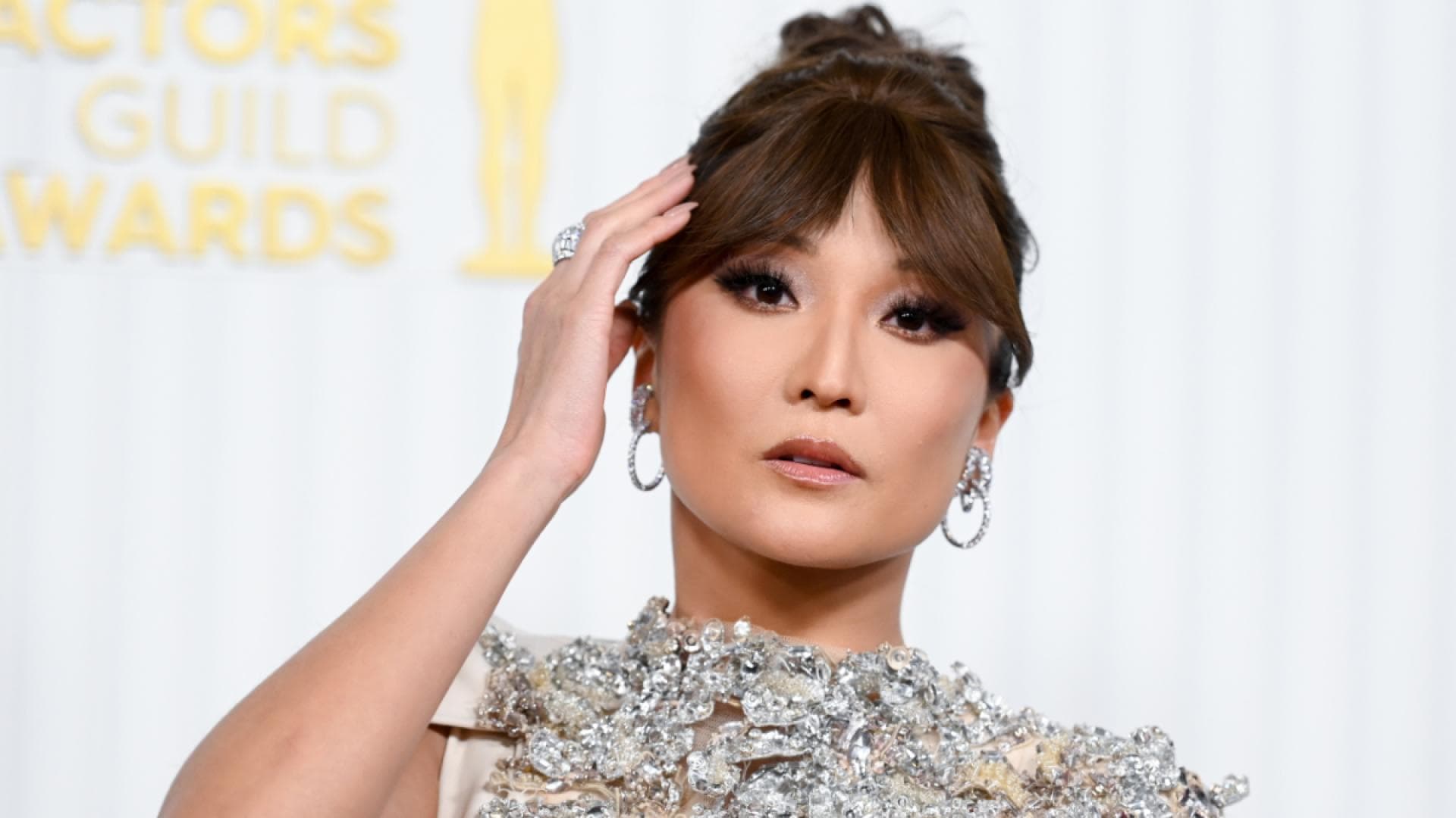"Emily in Paris": Ashley Park schwört auf diesen 5-Euro-Nagellack