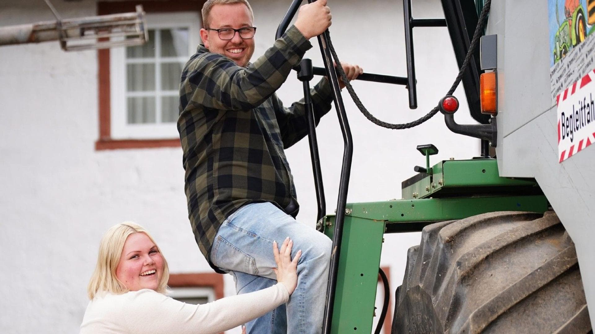 "Bauer sucht Frau"-Laura: Neuer Freund nach Fremdflirt-Drama