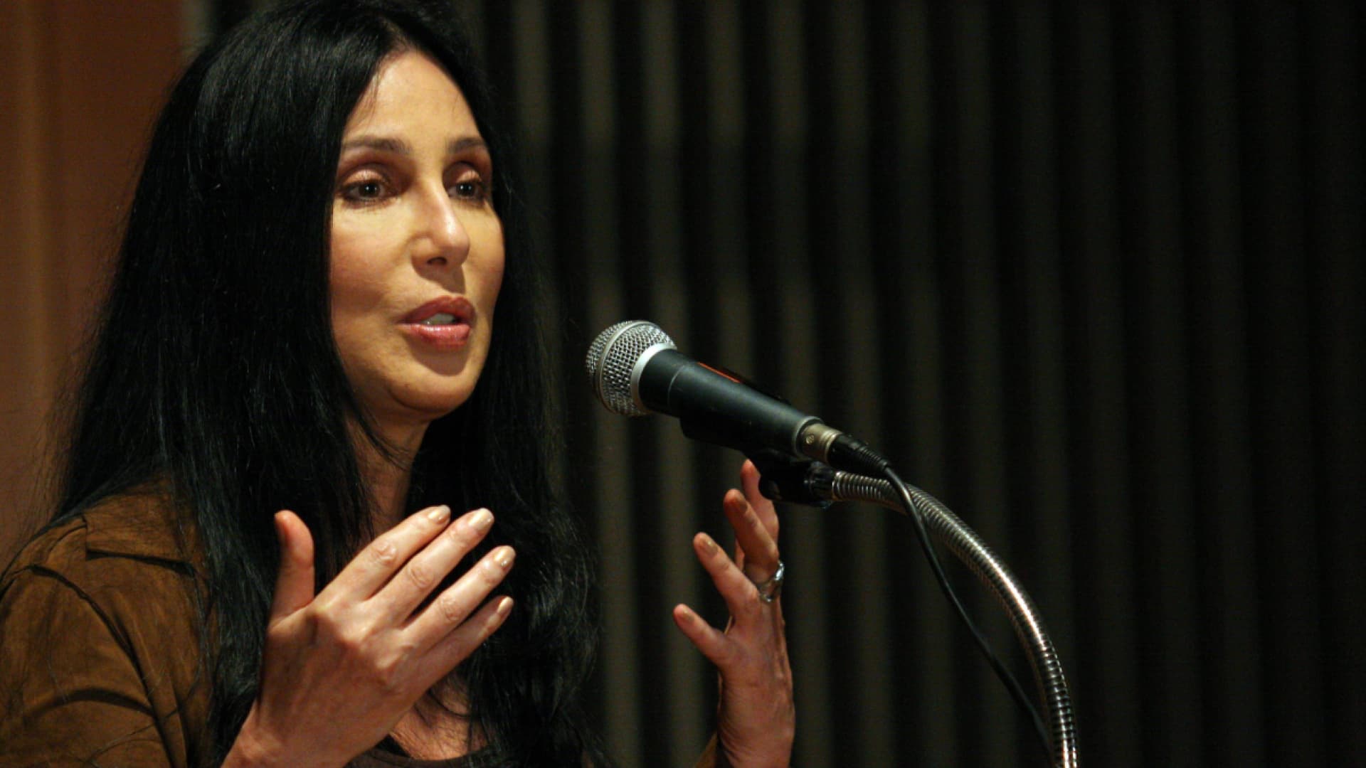 Cher: Traurige Entscheidung um ihren Sohn