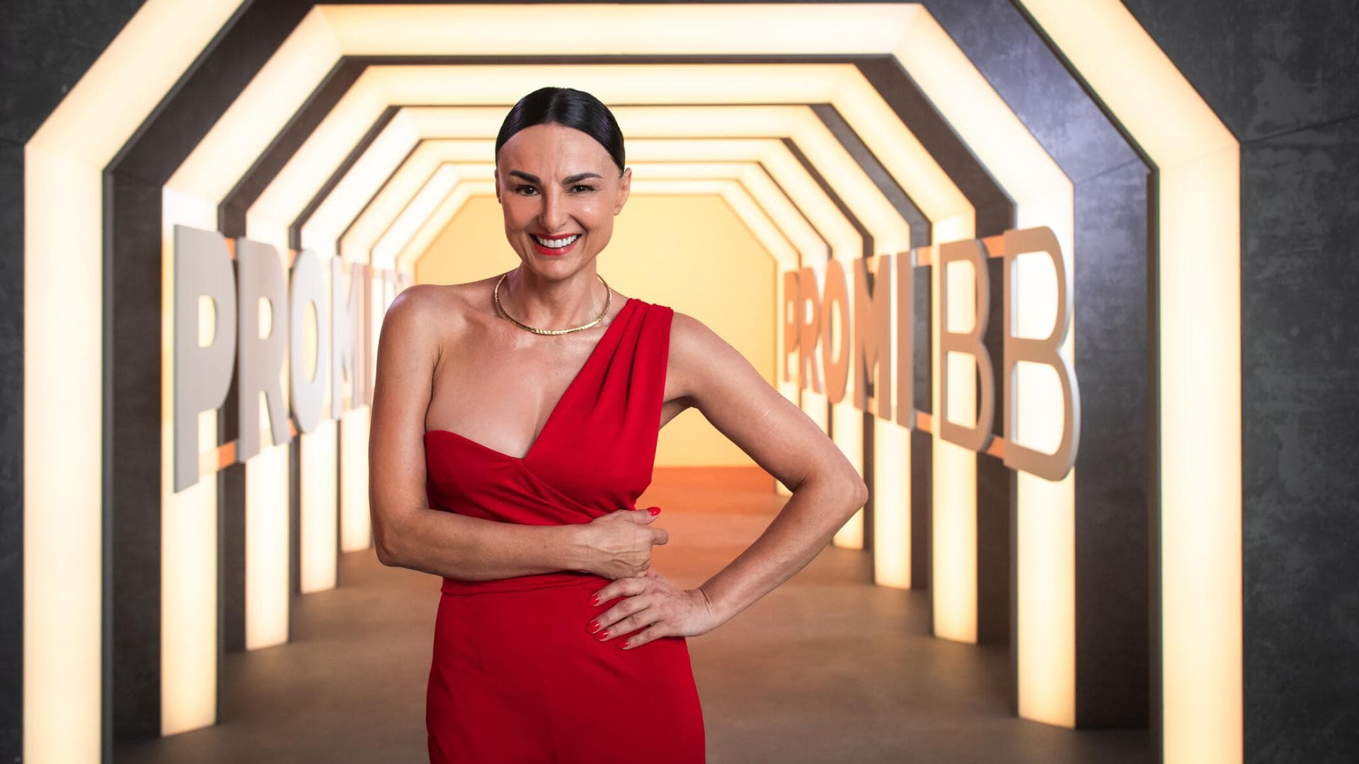 Mimi Fiedler: Tatort-Star, Alkoholsucht, Männer - das ist die "Promi ...