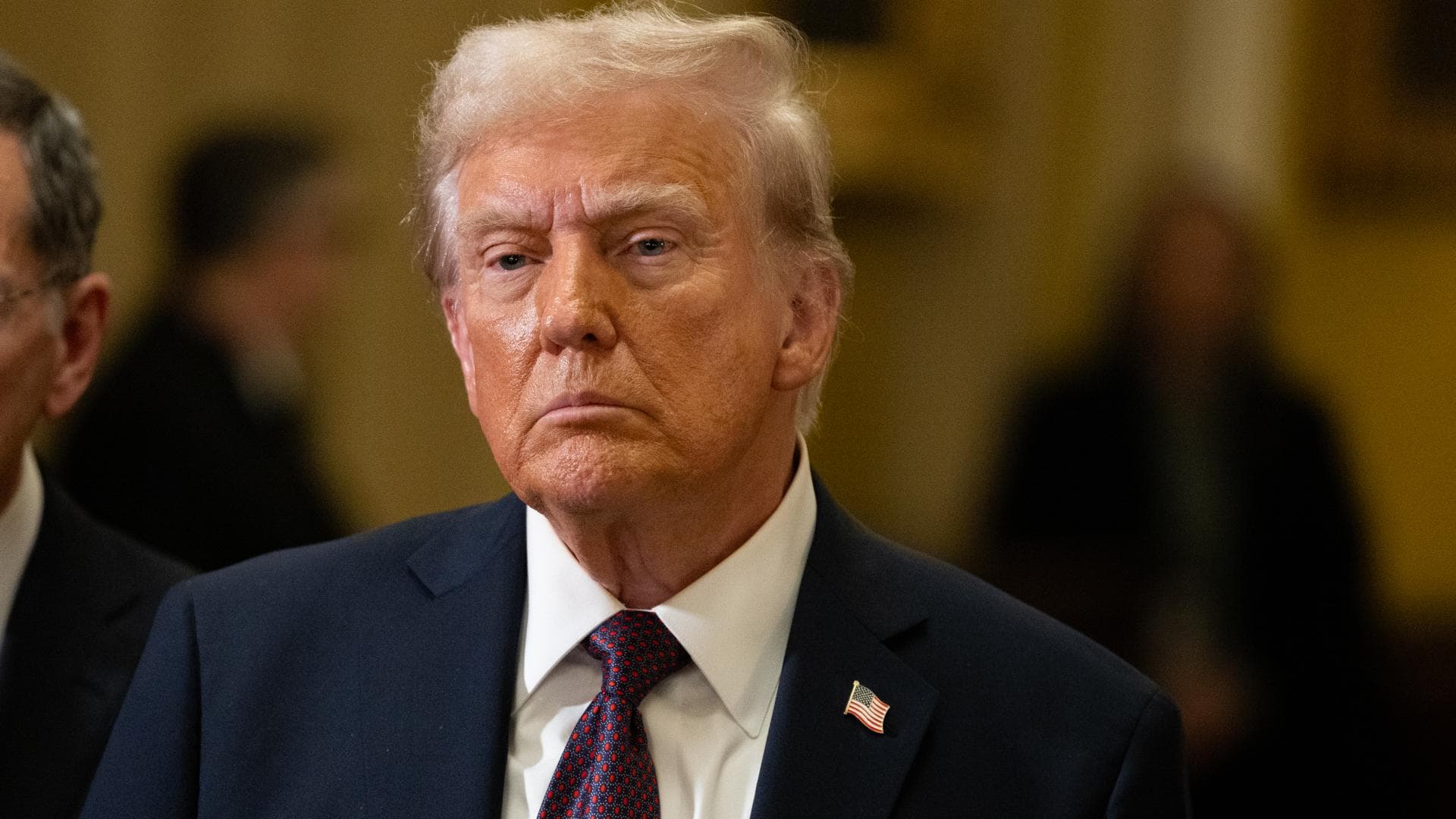 Donald Trump: Insiderin packt aus - Die Wahrheit über seine orange Haut ...