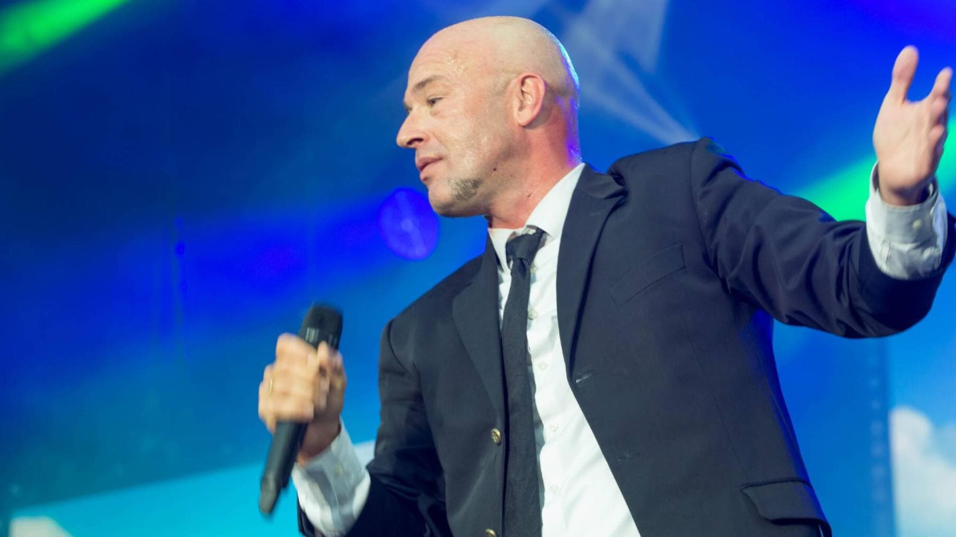 Unheilig: Comeback nach 9 Jahren bei der "Goldenen Henne" - Der Graf ...