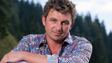 Hans Sigl: Kinder, Ehefrau & Co. - Alle Infos über den "Bergdoktor"-Star