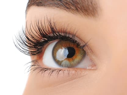 "Ghost Lashes": TikTok-User verzichten jetzt auf Mascara – so geht der ...