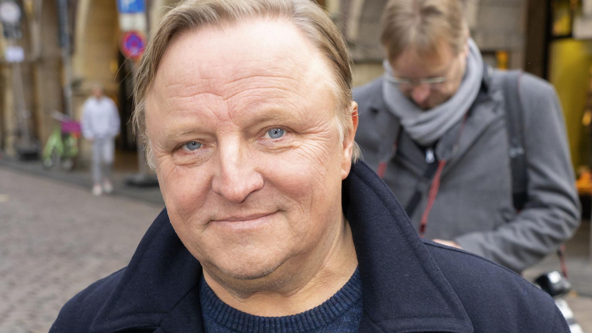 Axel Prahl: Die Ehefrauen & Kinder des Münster-"Tatort"-Stars