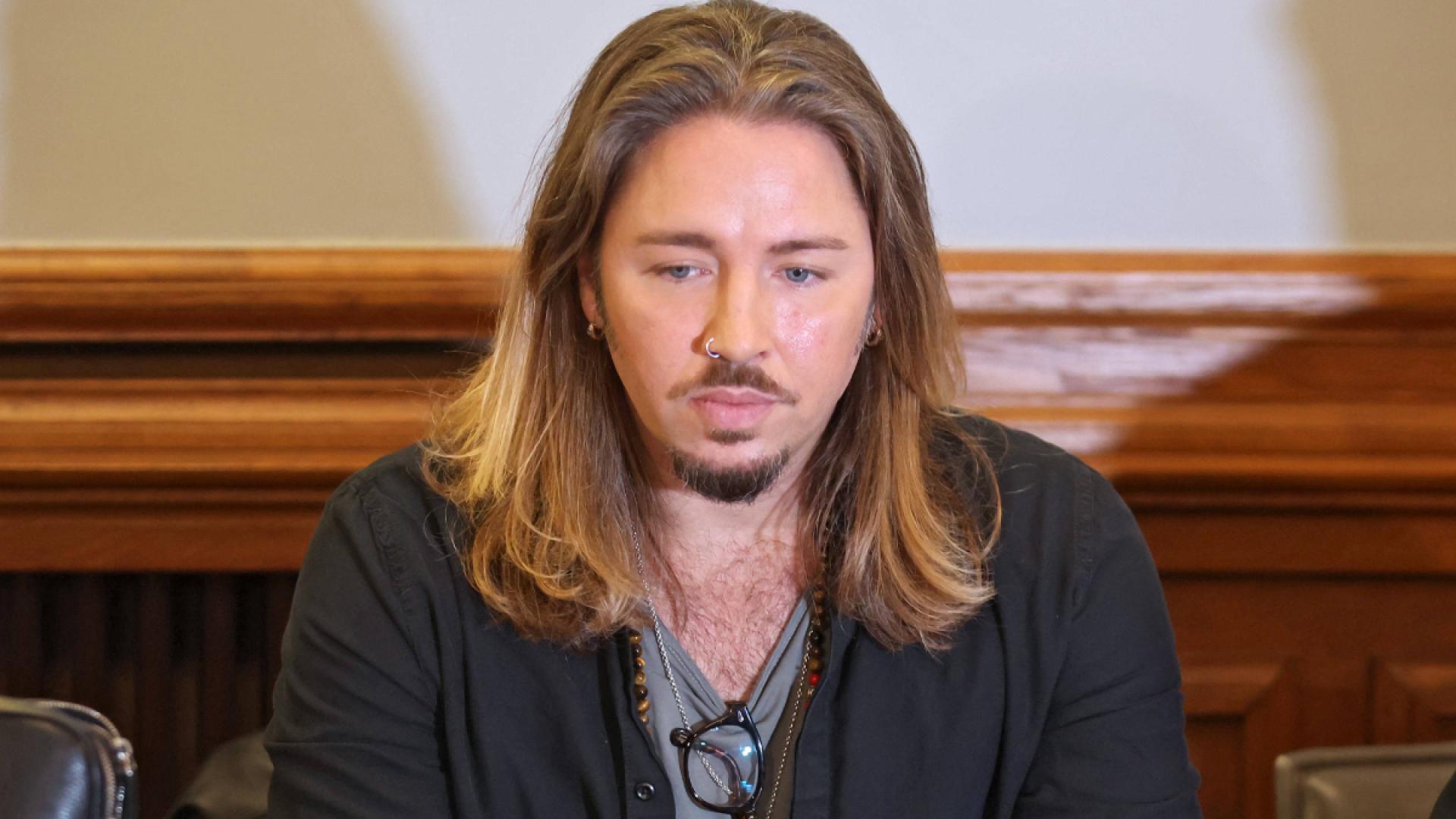 Gil Ofarim: Bittere Reue nach Davidstern-Skandal – "Hätte das Video nie ...