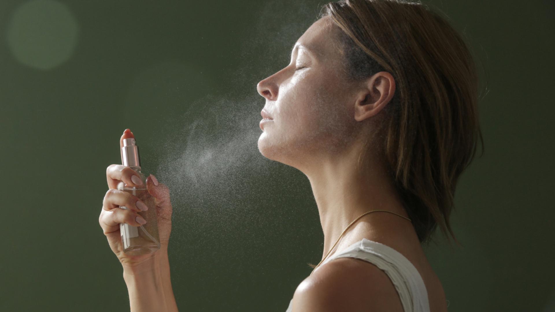 Make-up-Trend 2024: Dieses Fixing Spray fixiert Schminke mit einem ...