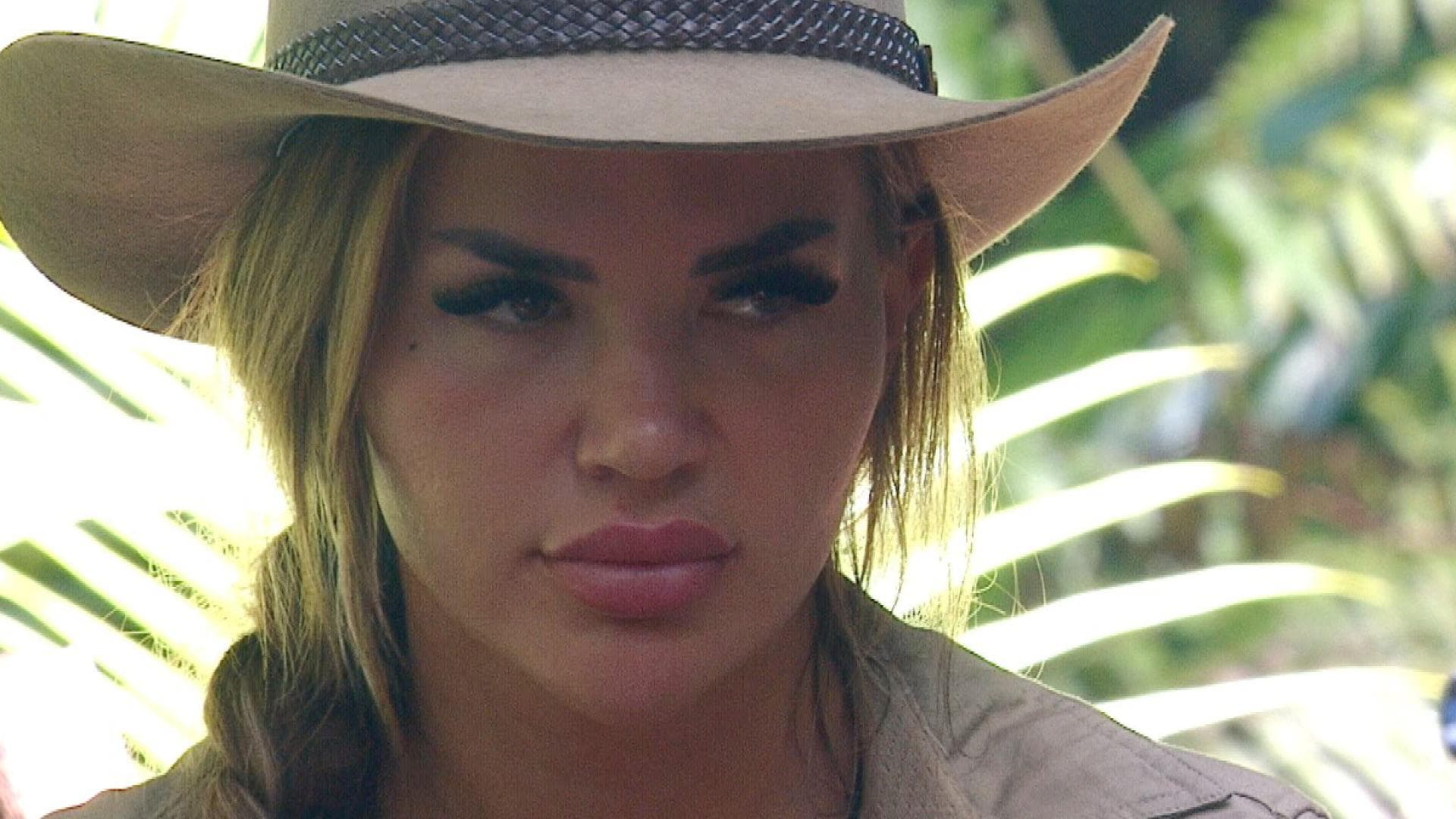 Kim Virginia Hartung: Nach dem Dschungelcamp gefeuert?