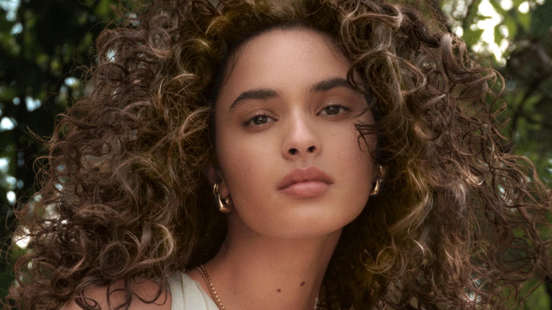 Haarpflege-Trend: Diese Leave-in-Pflege schenkt Locken 2-mal mehr Glanz