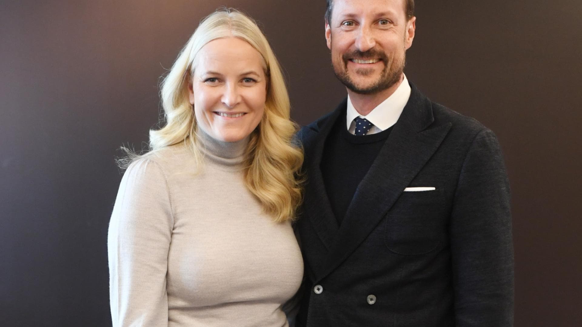 Mette-Marit von Norwegen: Ihre Liebesgeschichte mit Prinz Haakon in Bildern