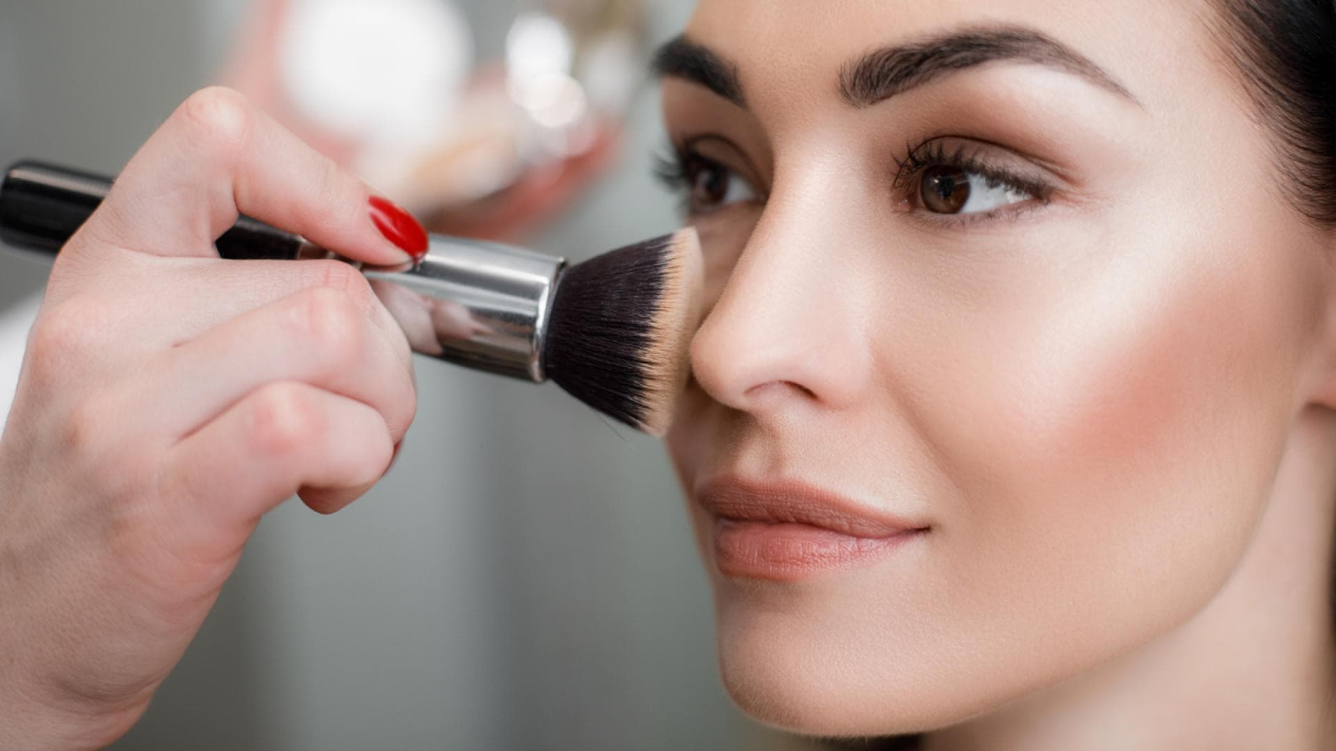 Make-up: Diese Foundation schenkt einen Lifting-Effekt