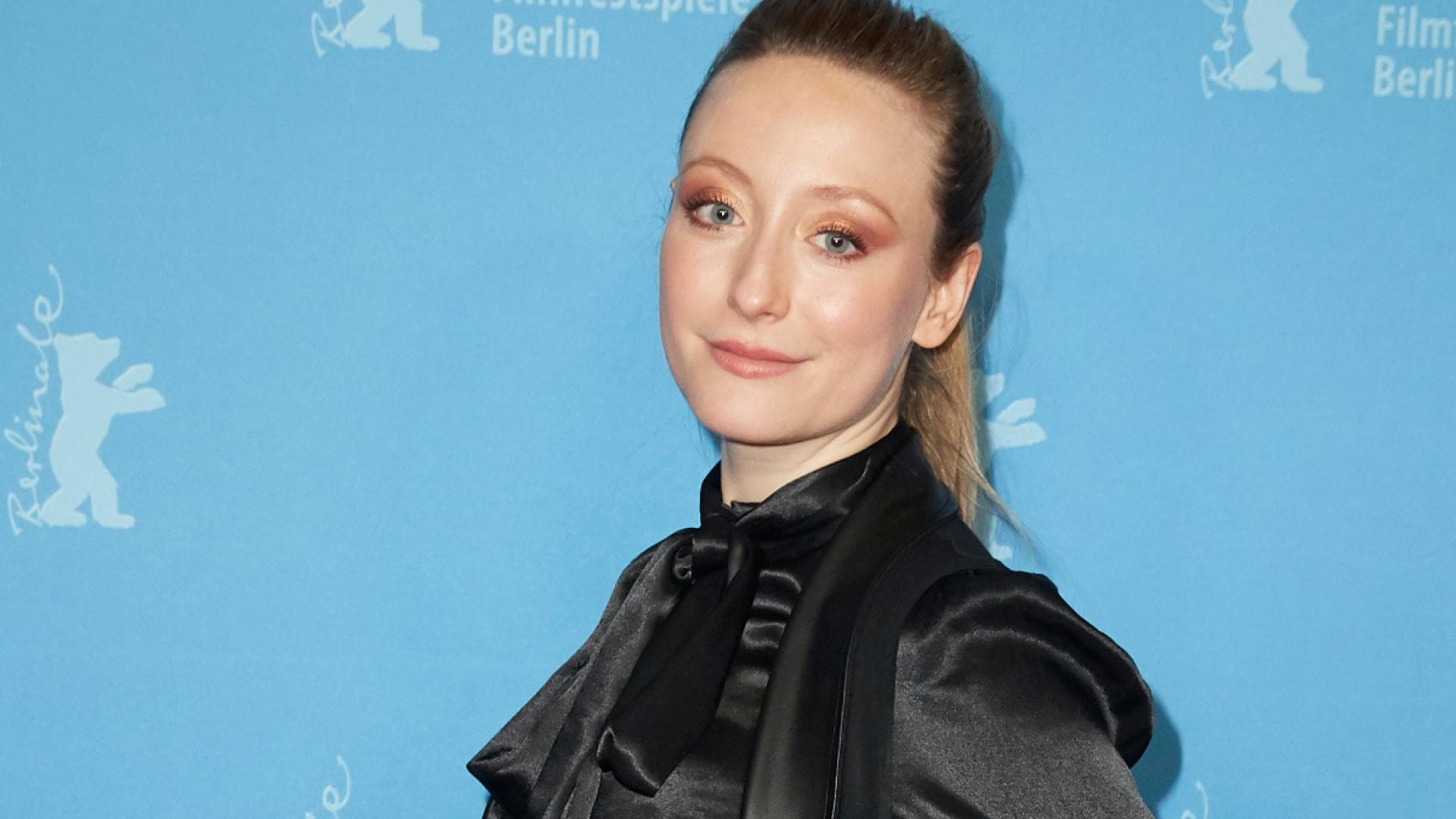 Alina Fritsch: Freund, Familie, Karriere - Alle Infos zum "Die Toten ...