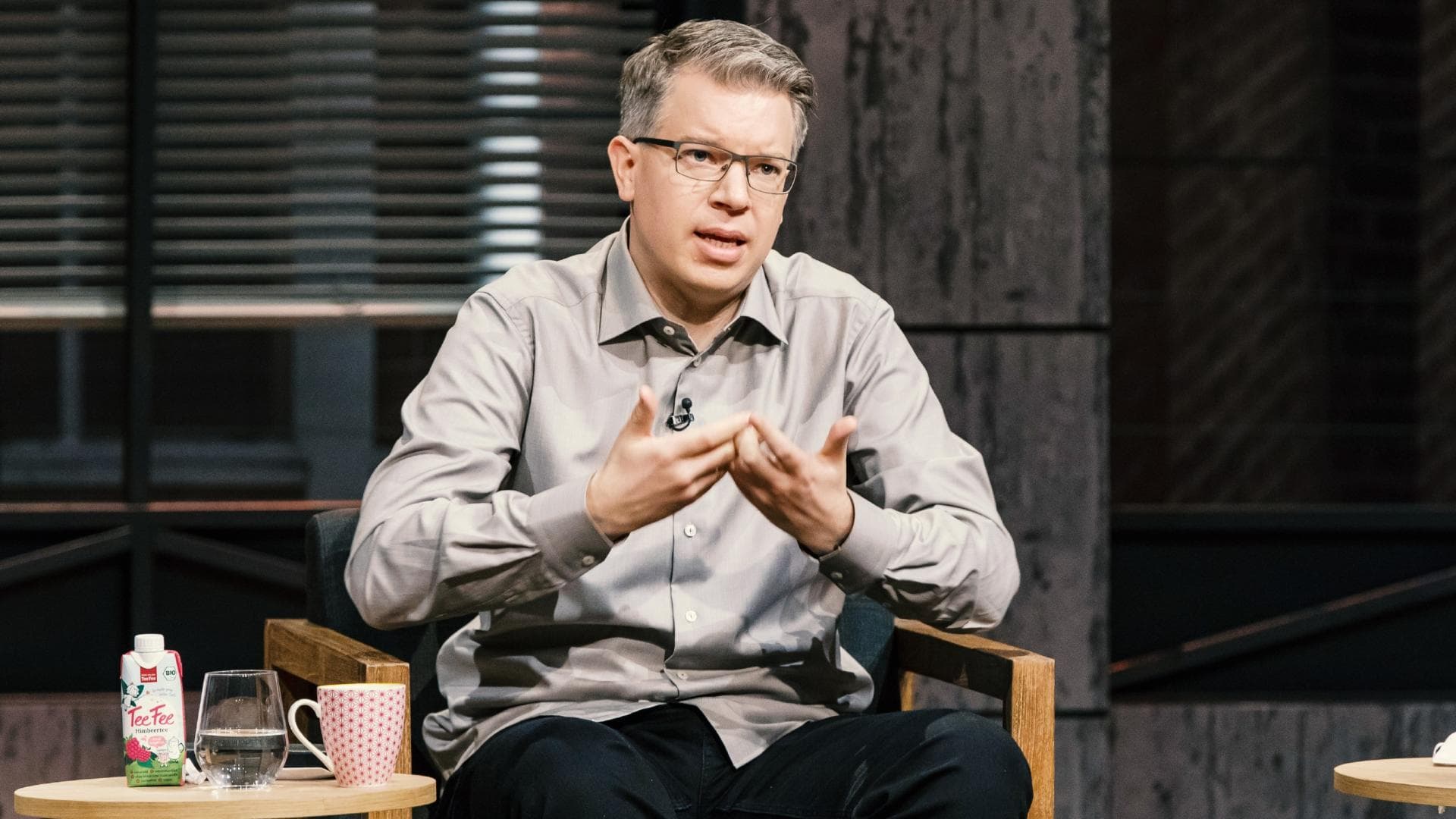 Frank Thelen in "Die Höhle der Löwen": Das ganze Netz lacht über seine ...