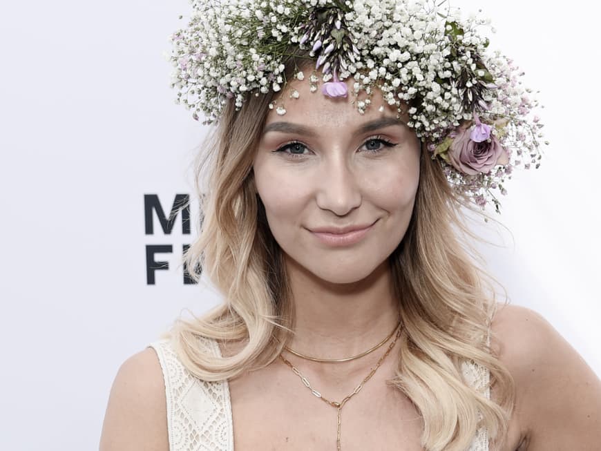 Influencer: "Love Island"-Star Aurelia steht nach Angriff unter Schock
