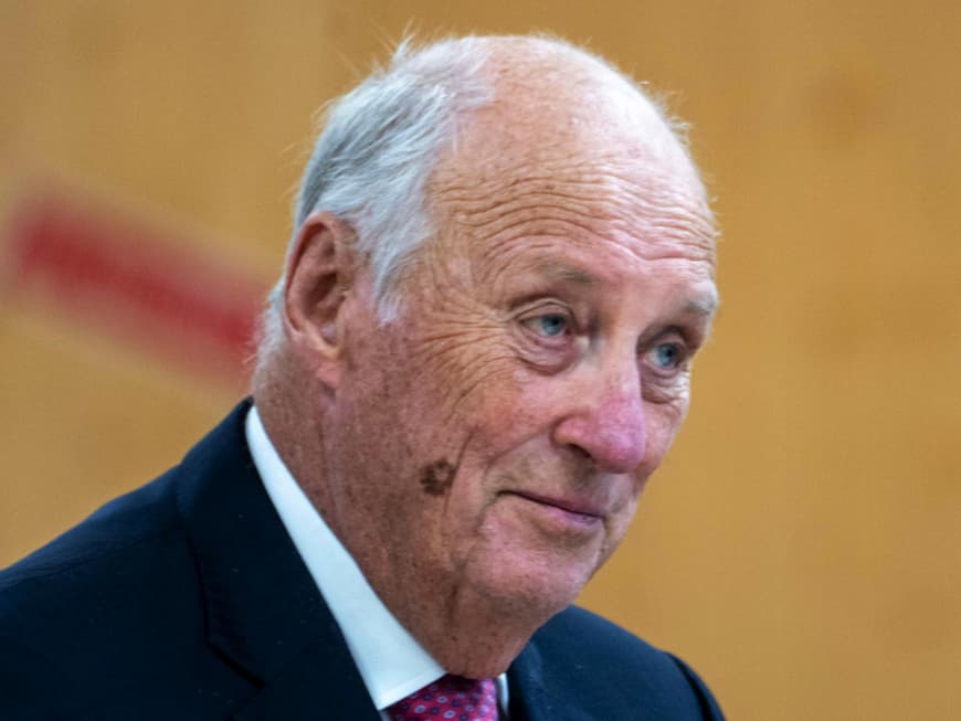 König Harald von Norwegen: Große Sorge - Termine abgesagt, Reise ...