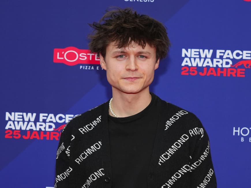 "Der Bergdoktor": Zuwachs für die 17. Staffel – Dieser Internet-Star ...