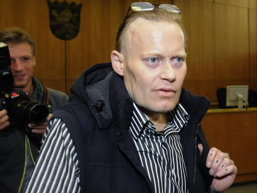 Böhse Onkelz: Sänger Kevin Russell leidet an unheilbarer ...