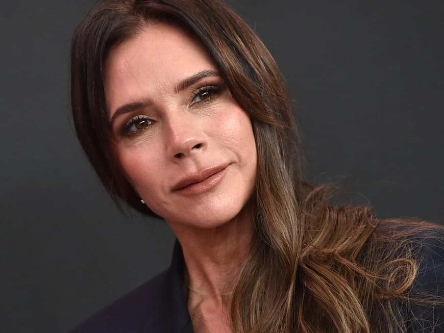 Laut Make-up-Artistin: Mit diesem Concealer-Hack sehen Stars um Jahre ...