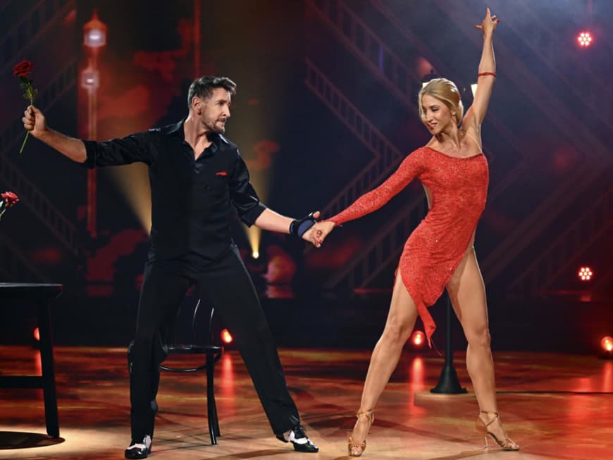 "Let‘s Dance": Zu nackt? Fiese Kritik für Kathrin Menzinger