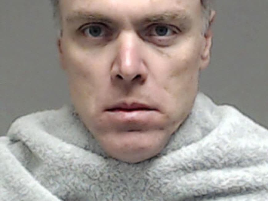 Schock für Leonardo DiCaprio: Stiefbruder auf der Flucht vor der Polizei