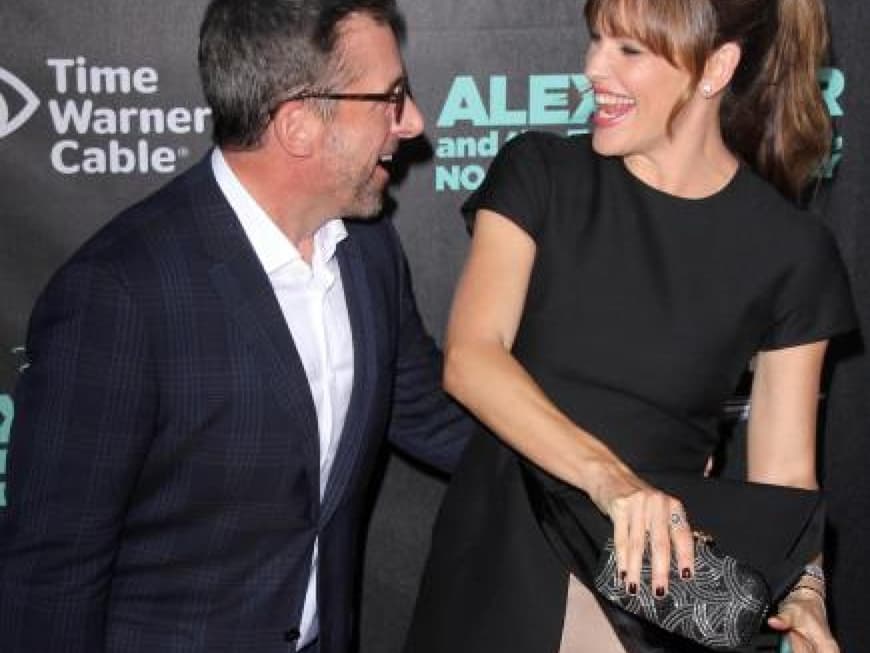 Nackte Promis: Busenblitzer, Höschenrutscher & Co.